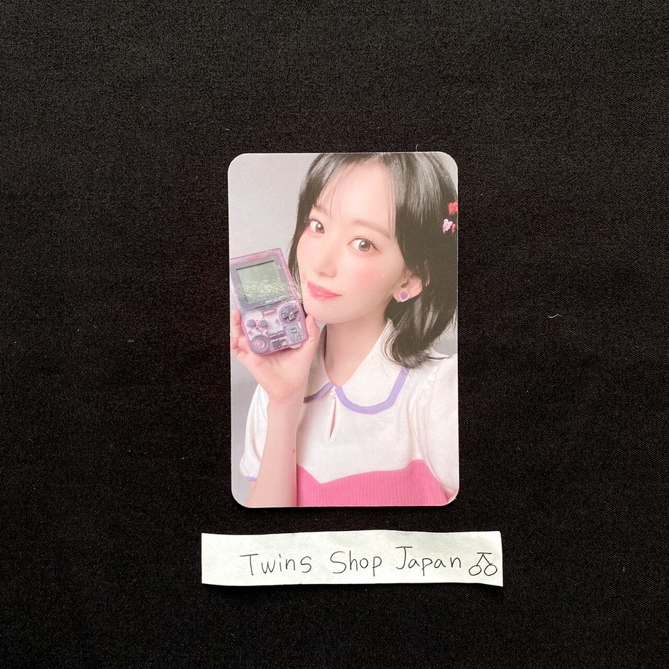 iz*one 3rd Mini Album Oneiric Diary Diary ver. IZONE Photocard [with ...