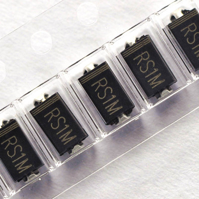 100Pcs FR107 SMA SMD RS1M 1A/1000V Diode Super Fast Rectifier DO214-AC ...