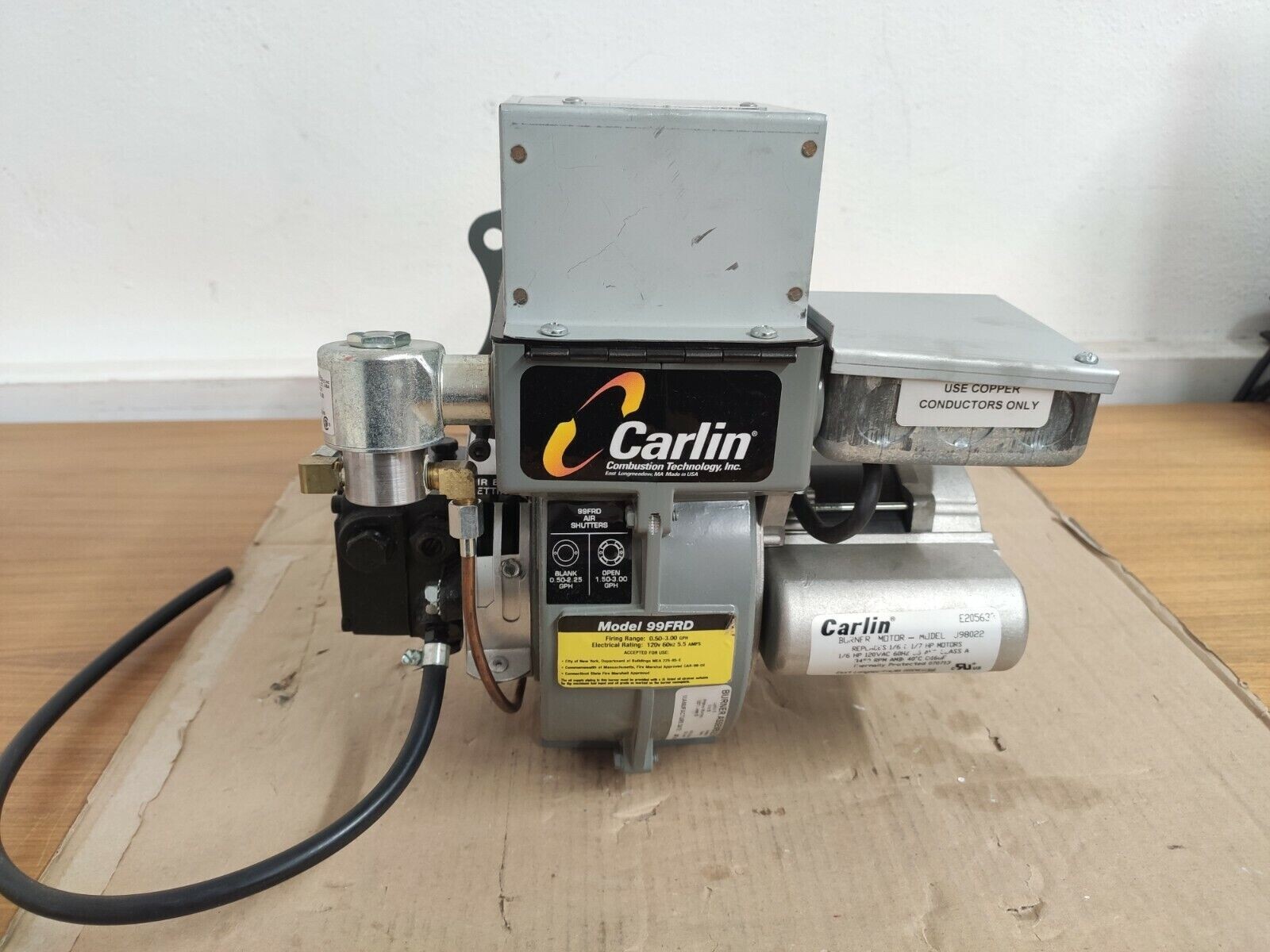 Carlin 99FRD Oil burner 0.5-3GPG !!! 120V 60Hz !!! UR | eBay.de