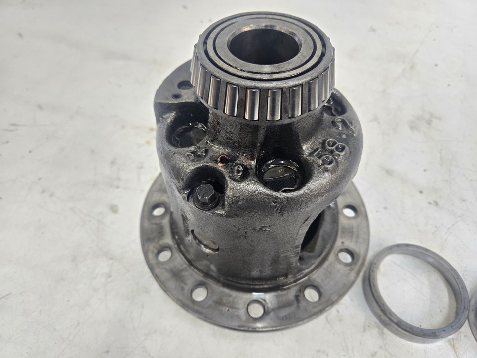 14 BOLT SEMI FLOAT G80 9.5 CARRIER 1979-2013 33 SPLINE GM CHEVY GMC ...