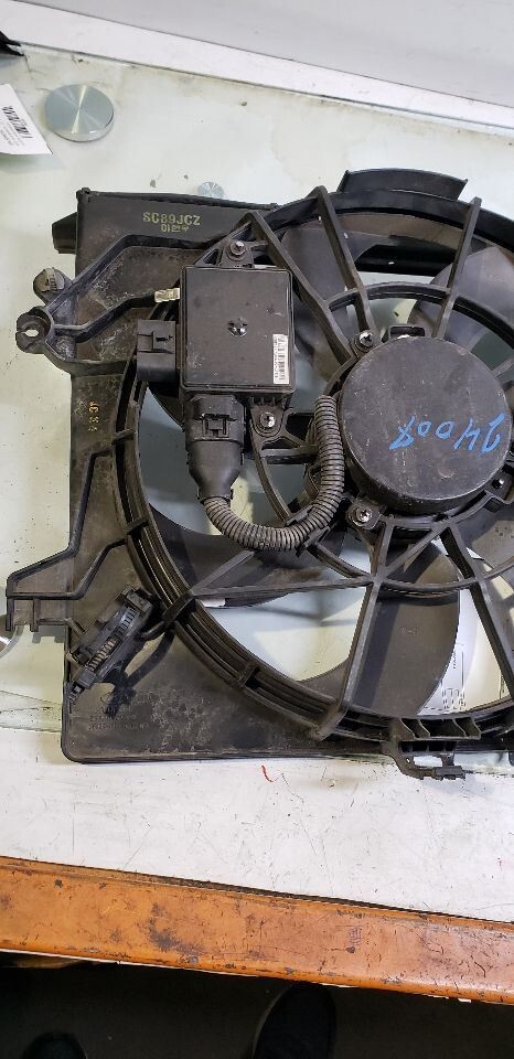2013-2017 Hyundai Veloster Turbo Radiator Cooling Fan Motor Assembly ...