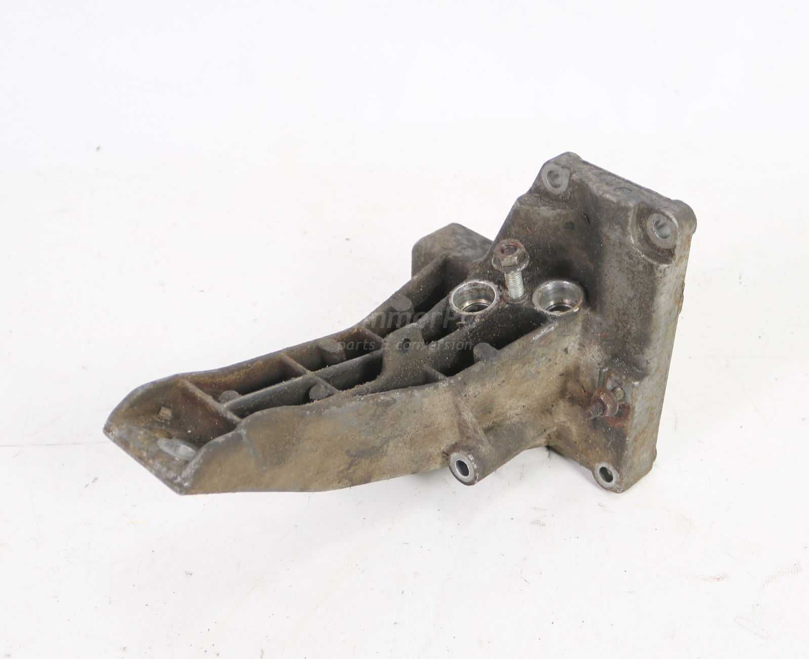 BMW M62tu V8 Left Drivers Engine Motor Mount Arm Bracket E39 E38 1998 ...