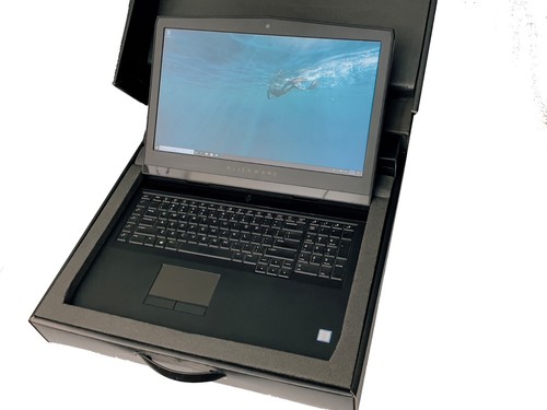Alienware AW17R4 17" Gaming 7th Gen Core i7, 16GB RAM, 500GB SSD NVIDIA ...