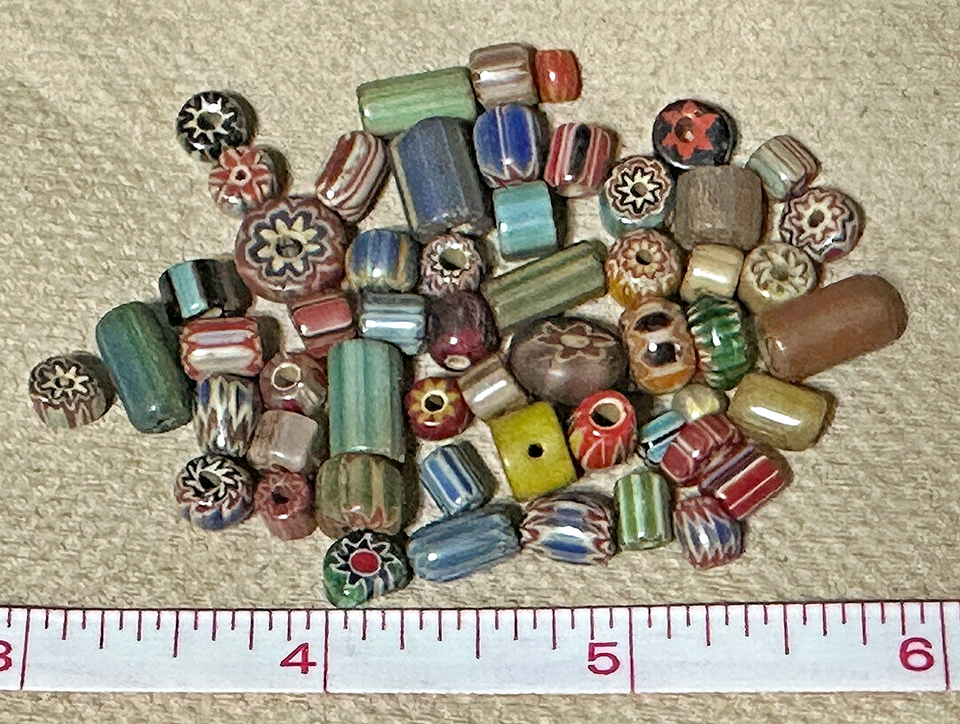 (10) Original Hudson's Bay Company Chevron Trade Beads Huron Indian Fur ...