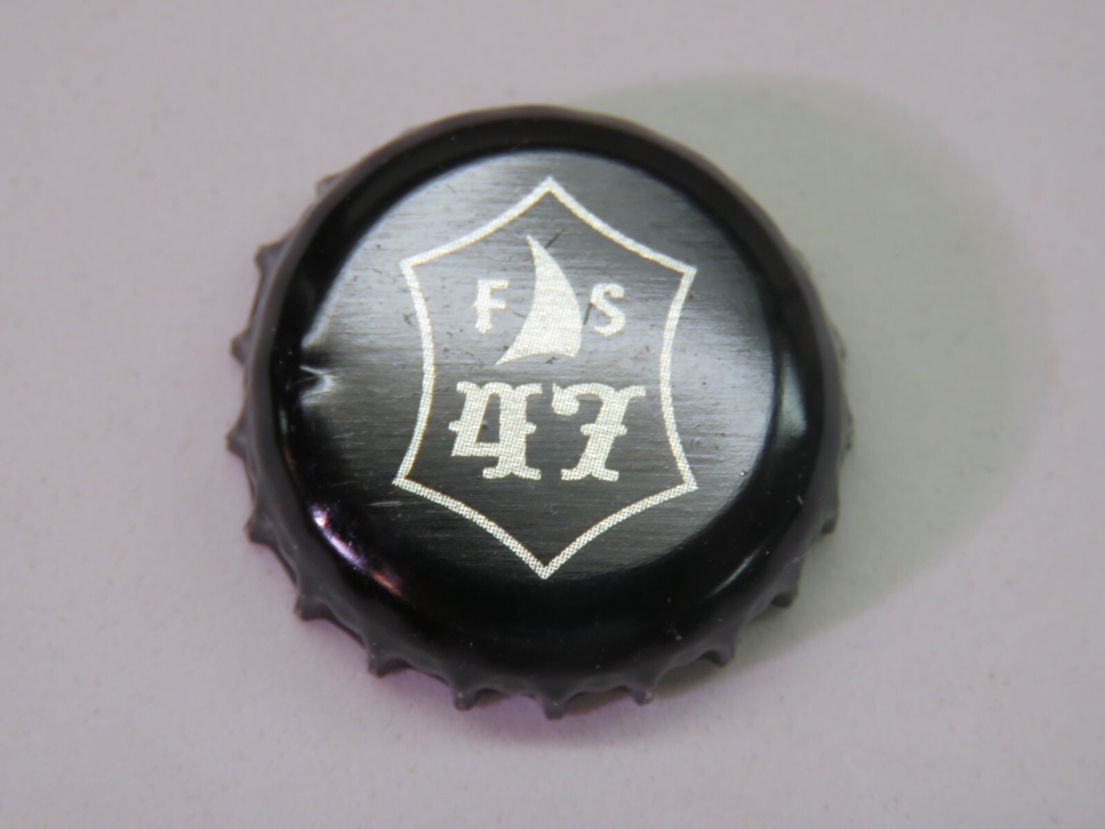 BEER Bottle Crown Cap ~ Full Sail Brewing Co ~ Bend, Oregon ~ 47 ...