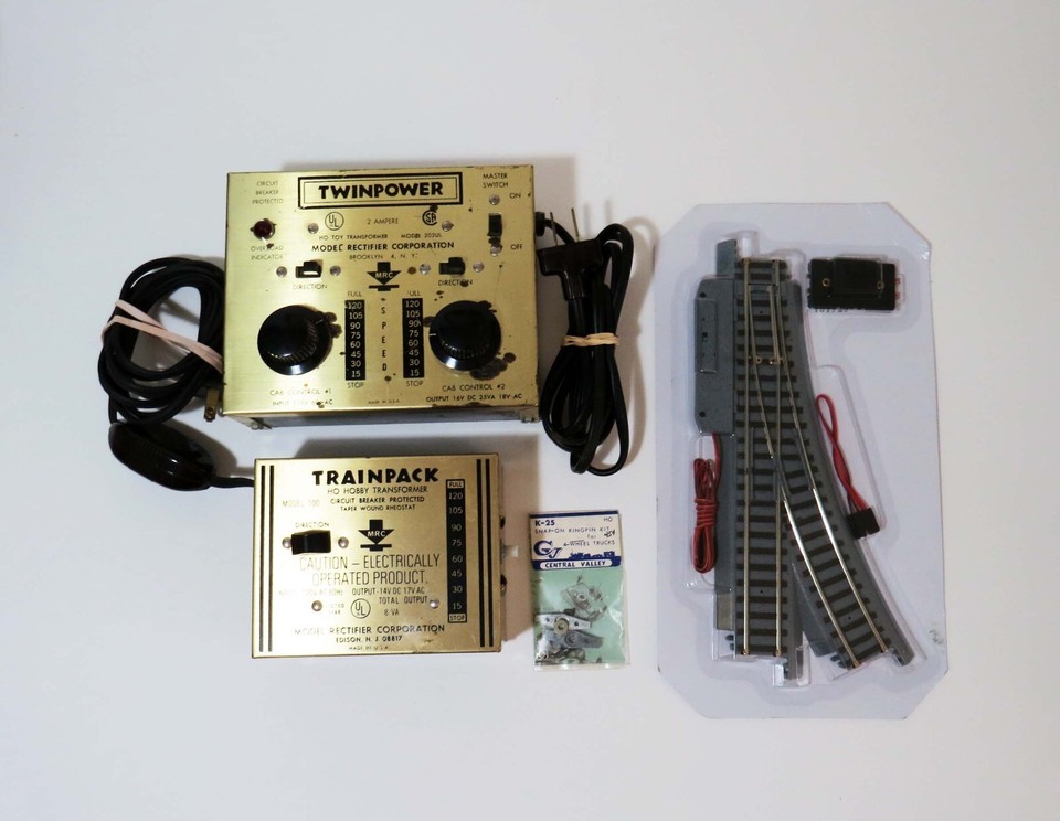 Lot of HO Scale Train Pts. w 2 Train Packs, Train Controller & K-25 ...