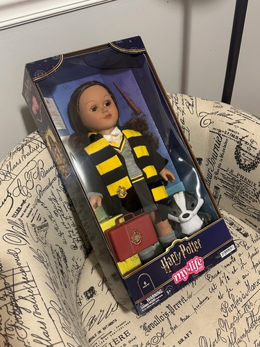 My Life As Harry Potter HUFFLEPUFF Posable 18-inch Doll Brunette Hair ...