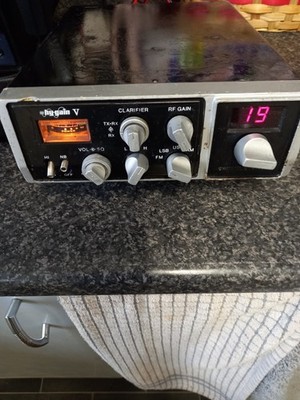 hygain 5 cb radio works fine could do with tidy up ans service got ...
