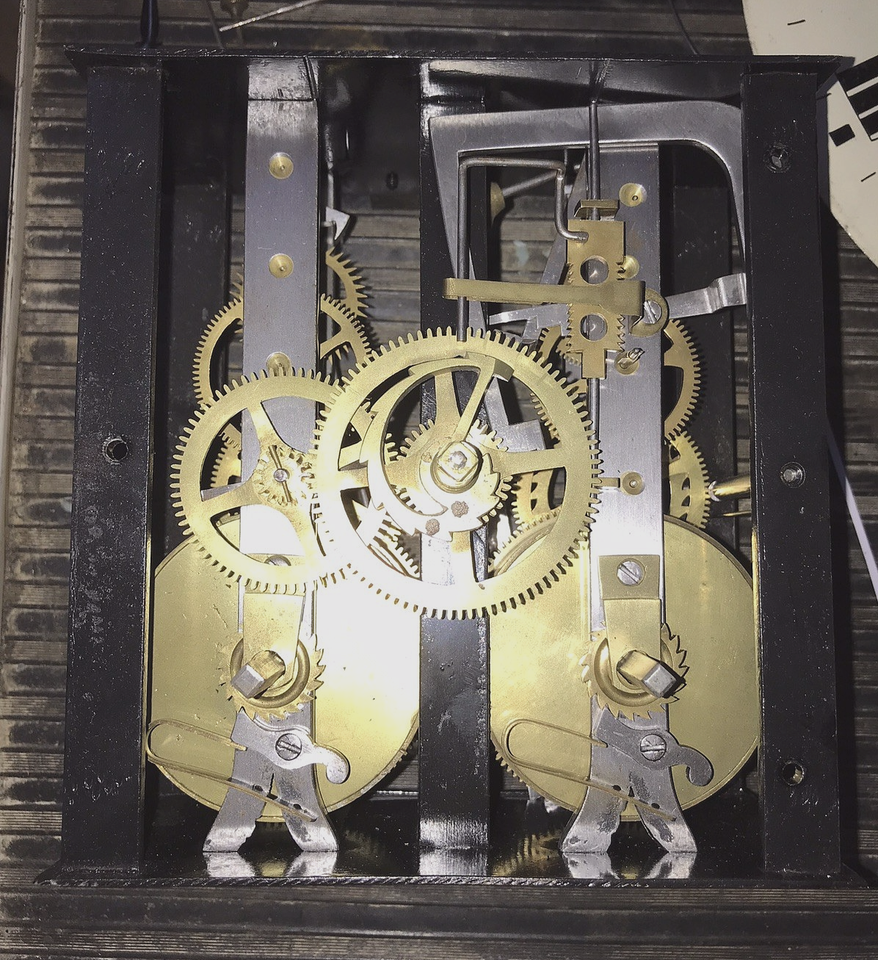 Mouvement horloge oeil de boeuf comtoise old clock Morez uhr pendule | eBay