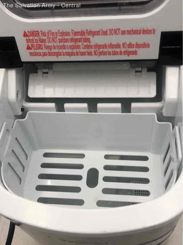 Magic Chef HNIM27ST Stainless Steel Electric Portable Countertop Ice ...