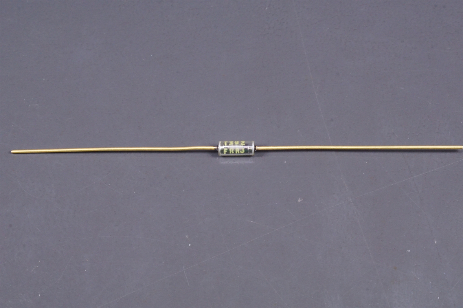 RNR55C1302FS Vishay Metal Film Resistor 13K Ohm 125mW 1/8W 1% Axial ...