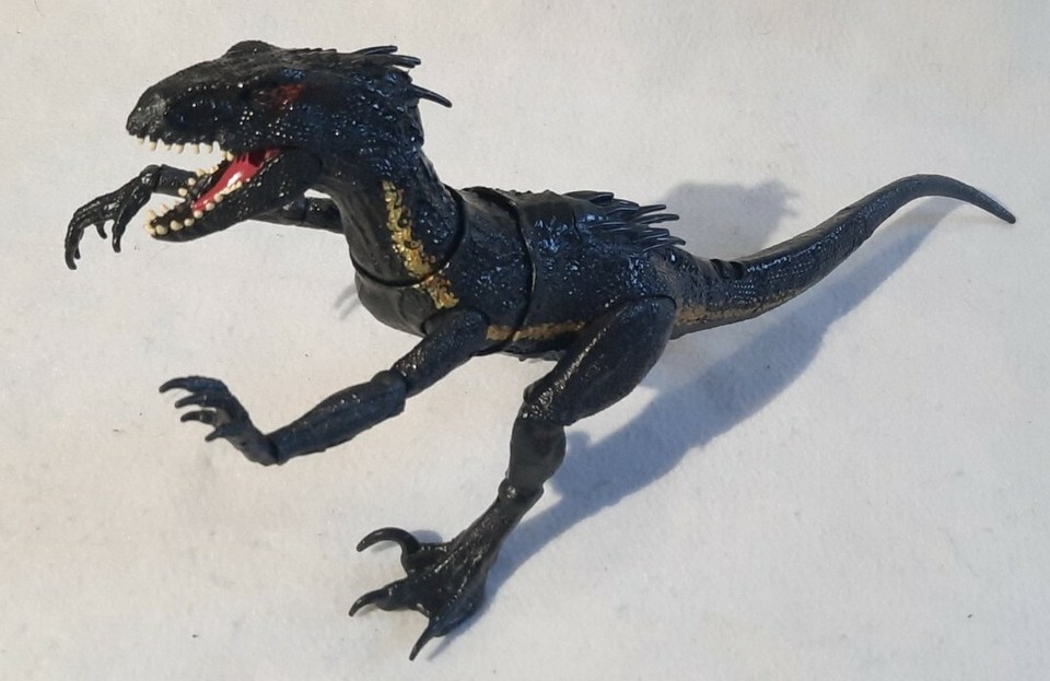Jurassic World Grab N Growl Indoraptor Dinosaur Figure Park Lights ...