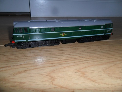 R357 Triang D5572 Locomotive for Hornby OO Gauge Model Railway Train ...