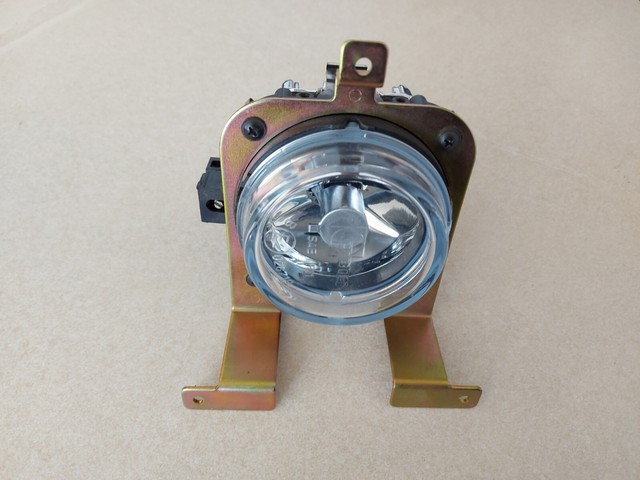 Fog Lights Valeo 67721231 & Chrome Bezels L/r Nissan MICRA Bolero K11 ...