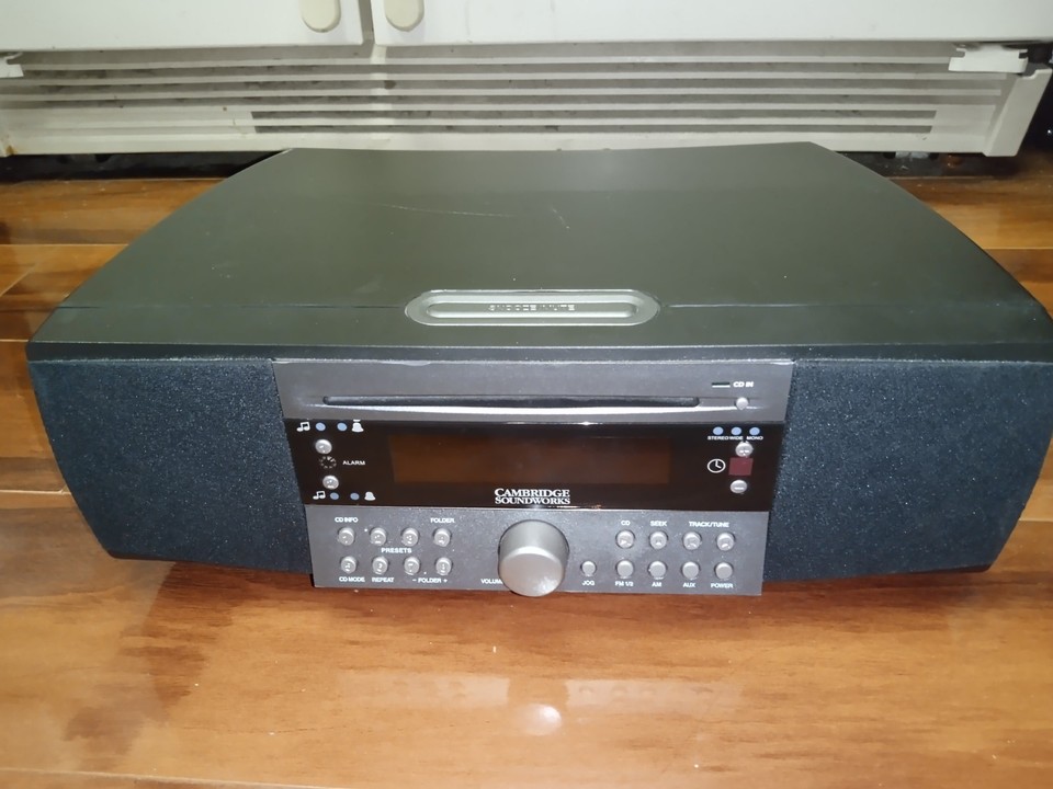 CAMBRIDGE SOUNDWORKS RADIO CD740 AM/FM STEREO CD PLAYER ALARM CLOCK ...