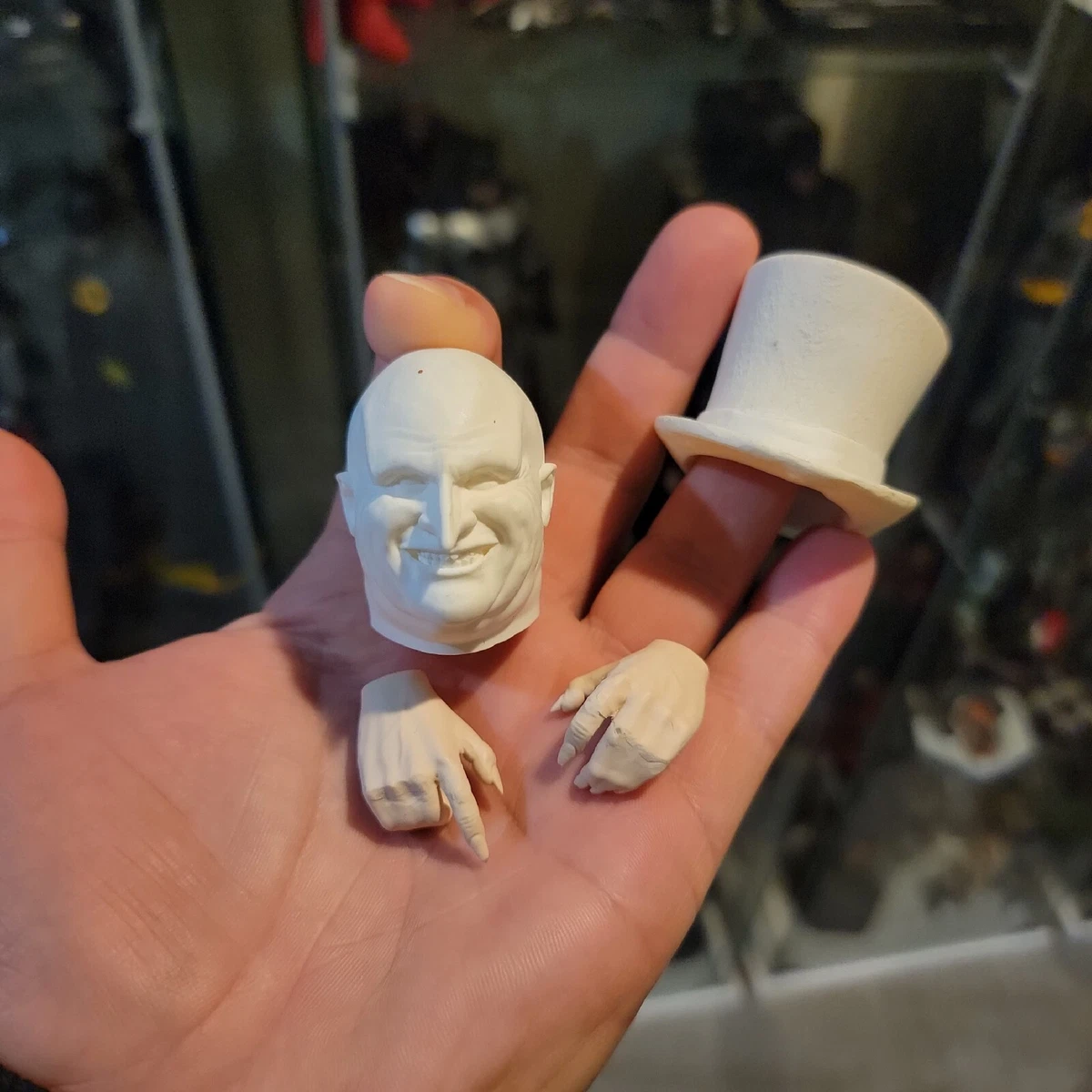 Batman Returns Penguin Hands