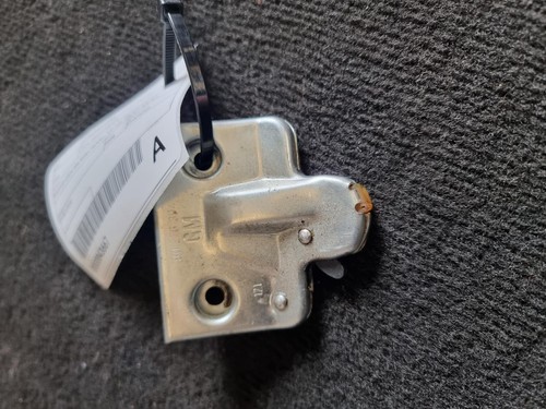 HOLDEN COMMODORE LOCK MECHANISM BOOTLID LOCK (ON REAR PANEL), VT-VZ, 09 ...