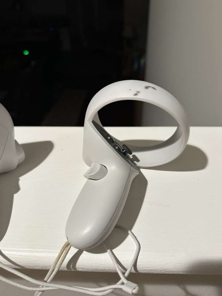 Meta Oculus Quest 3S 128GB VR Virtual Reality Gaming Headset ...