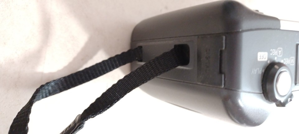 Vintage Nikon COOLPIX 900 (E900s) First Generation Digital Camera Made ...