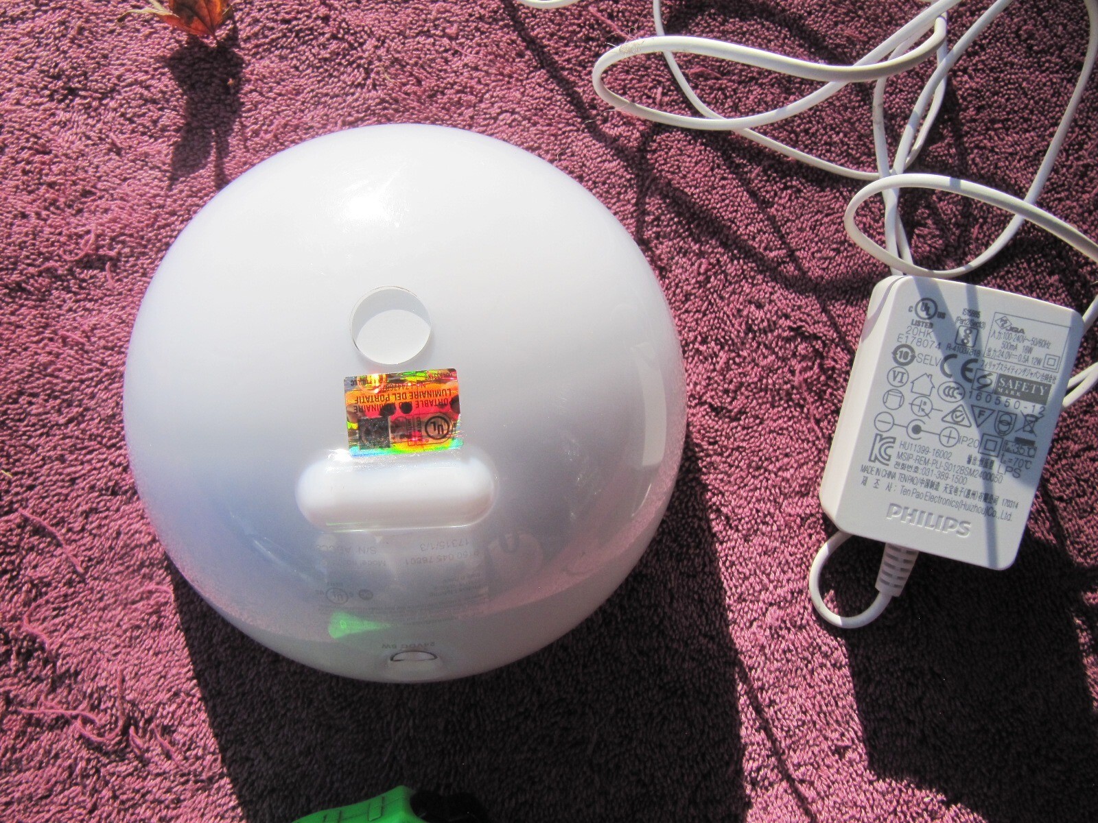 PHILIPS HUE GO Portable accent LED Smart Light White Color battery ...