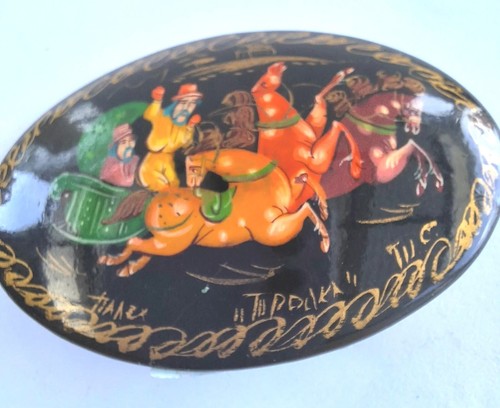 Russian Brooch. Troika.Black Lacquer. Artist Signed (1129 ) | eBay