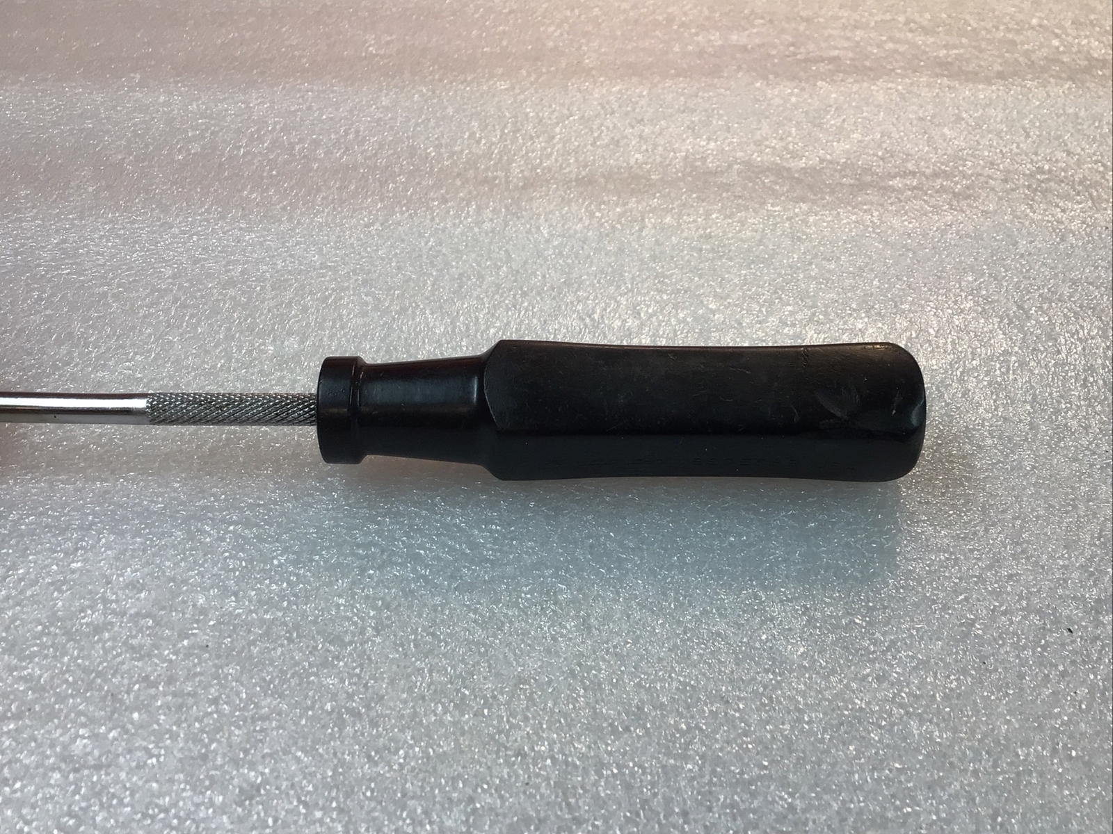 Snap-On- SSDE68B Long Electronic Flat Blade Screwdriver Black Hard ...