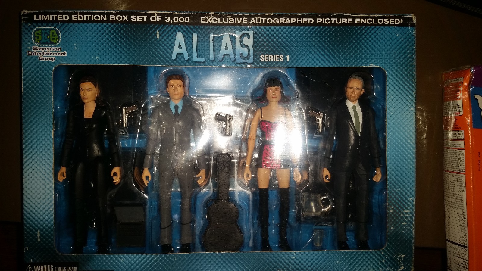 Alias figures boxed set ltd 3000 SEG Jennifer Garner +exl autographed ...