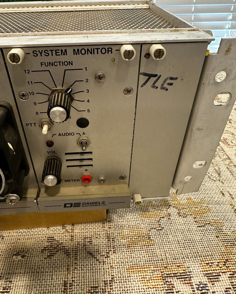 DANIELS ELECTRONICS MT-4D RADIO TRANSMITTER (MADE IN CANADA) | eBay