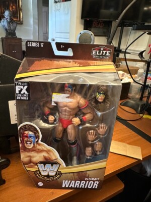 WWE Legends Series 17 Elite Ultimate Warrior/Dingo Warrior Action ...