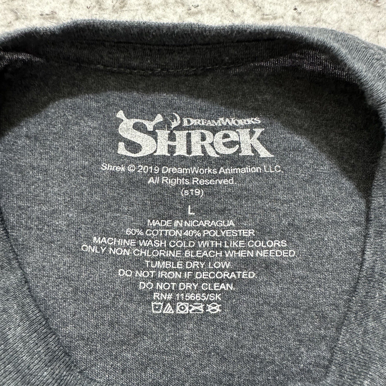 DreamWorks Shrek Men's Large Gray Fairytale Creatures… - Gem