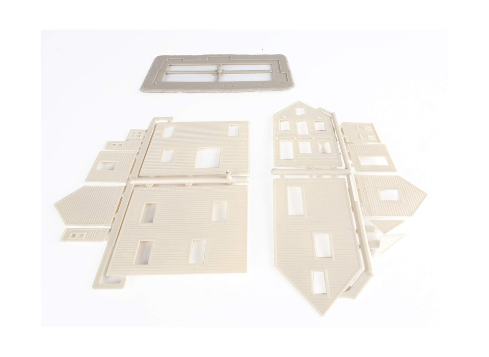 Walthers Trainline HO Scale Model Two-Story House | eBay