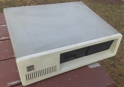 VINTAGE IBM 5150 Desktop Computer - W/ ST-225 HDD, Floppy, ISA Cards ...