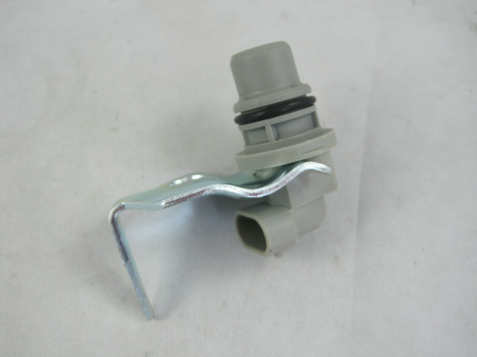 Camshaft Position Sensor For International Truck Navistar DT466E/DT530 ...