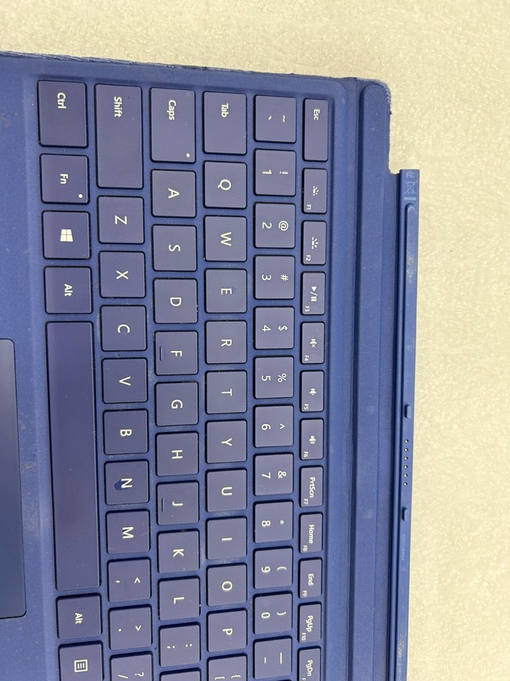 Microsoft 1725 Type Cover Blue for Surface Pro 3 4 Backlit Keyboard ...