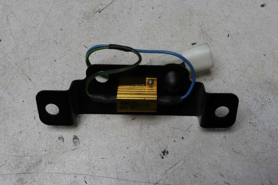 Aston Martin V8 Vantage 2008 Headlight Directional Resistor 6G33-12A522 ...