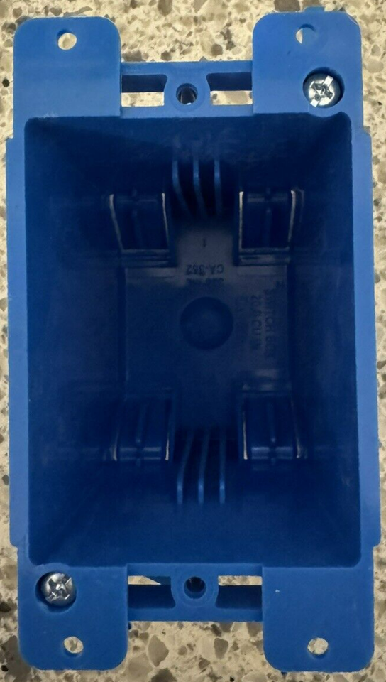 Thomas & Betts / Carlon 1-Gang Switch & Outlet Box - Old Work - 20 cu ...