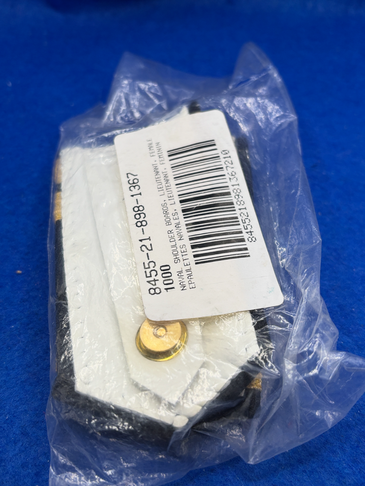 CAF Naval Branch rank insignia Officers Lieutenant pair (Women's in ...