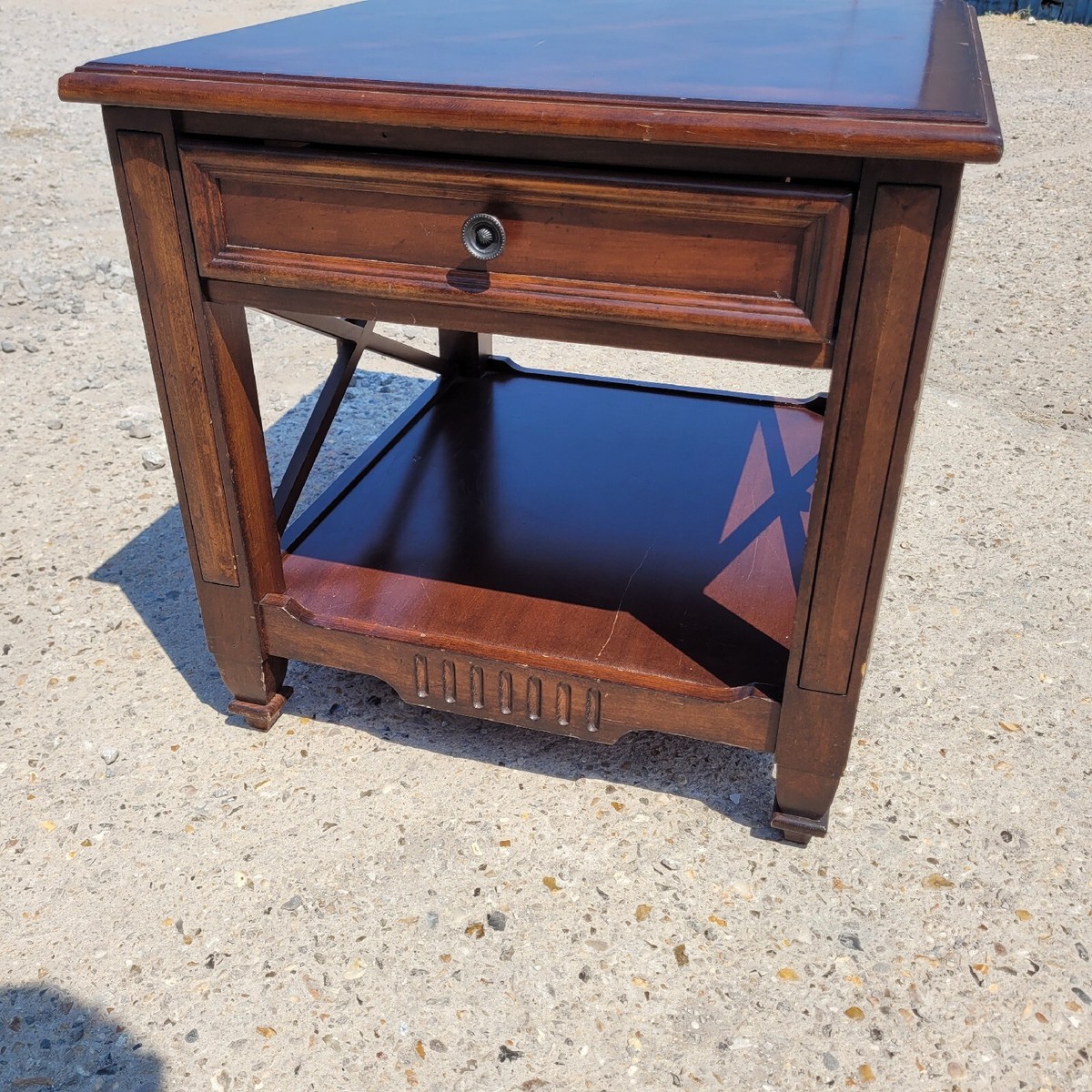 Broyhill Saluda Sofa Table | Baci Living Room