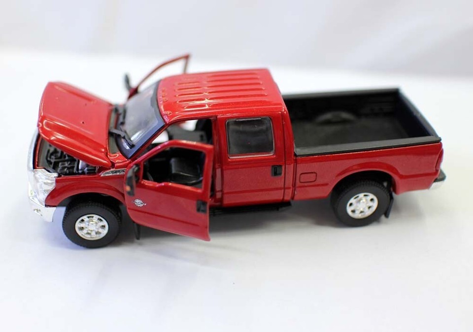 Metal 1/64 Ford F250 Pick Up truck Double Cabin Opened doors DIecast ...