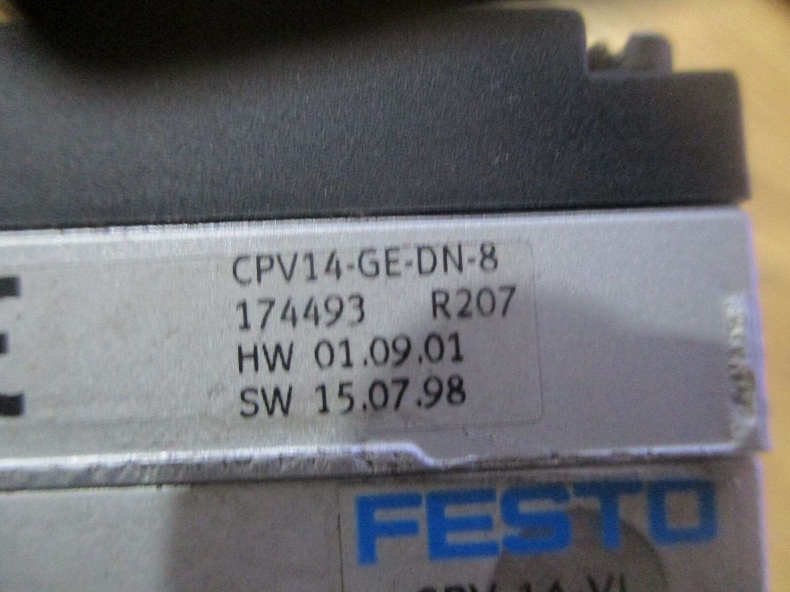 Festo Model: CPV14-VI-P8-1/8-B Assembly with (8) 161 362N402 and More ...