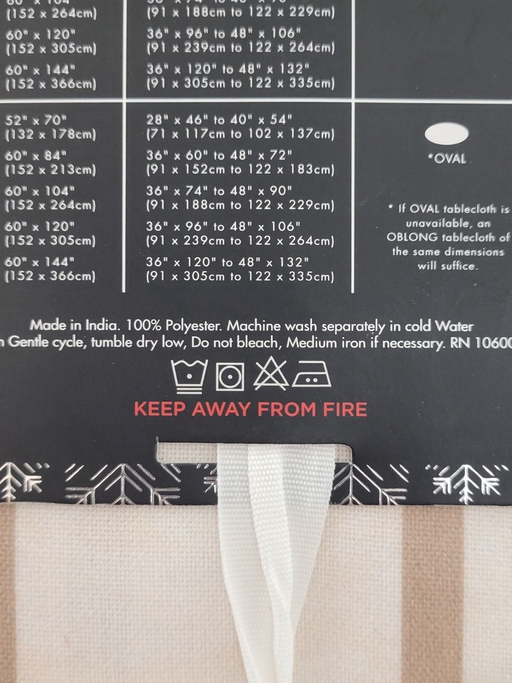 New Tahari Oblong Tablecloth 60 x 84 Seats 6-8 Christmas Holidays ...