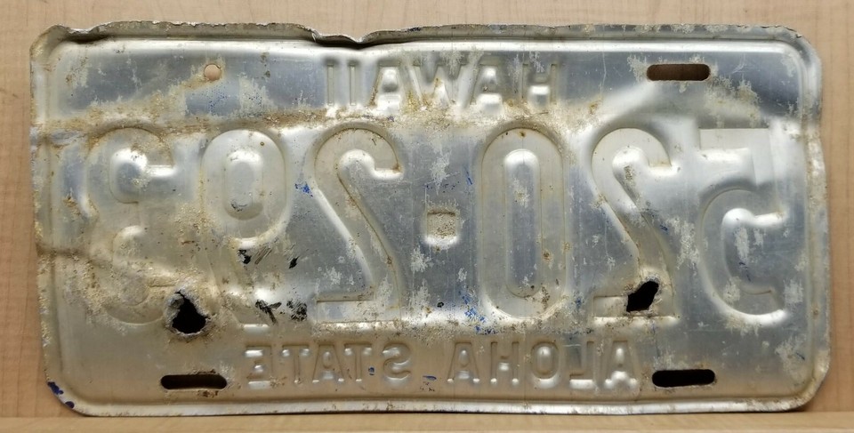 1976 Hawaii License TRUCK Plate Hibiscus King Kamehameha Diamond Head ...