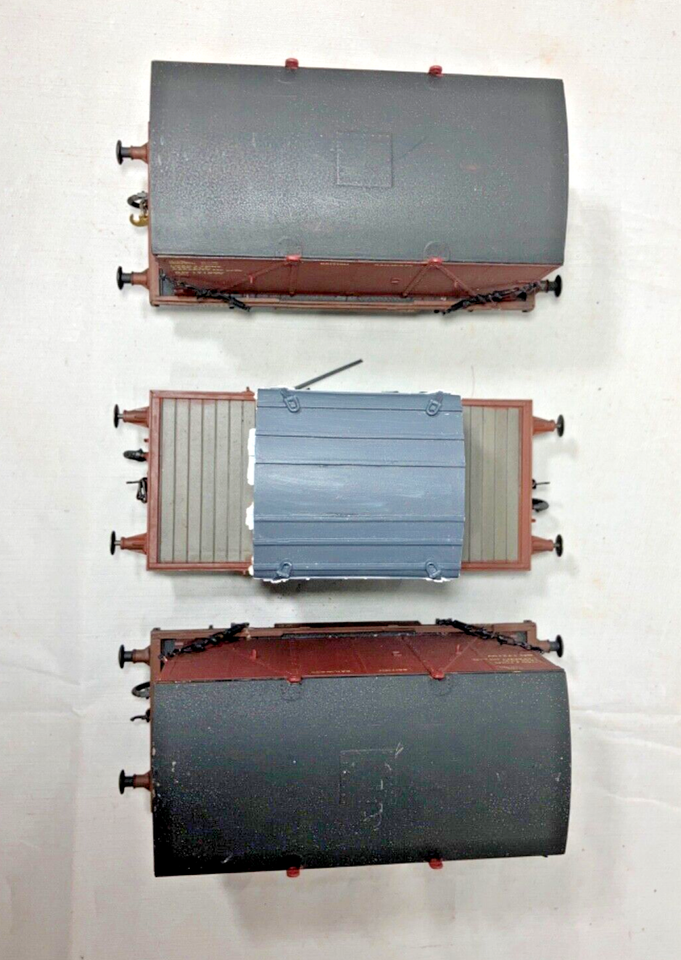 O Gauge kit built BR 12TON Conflat wagons with Containers X 3 weathered ...