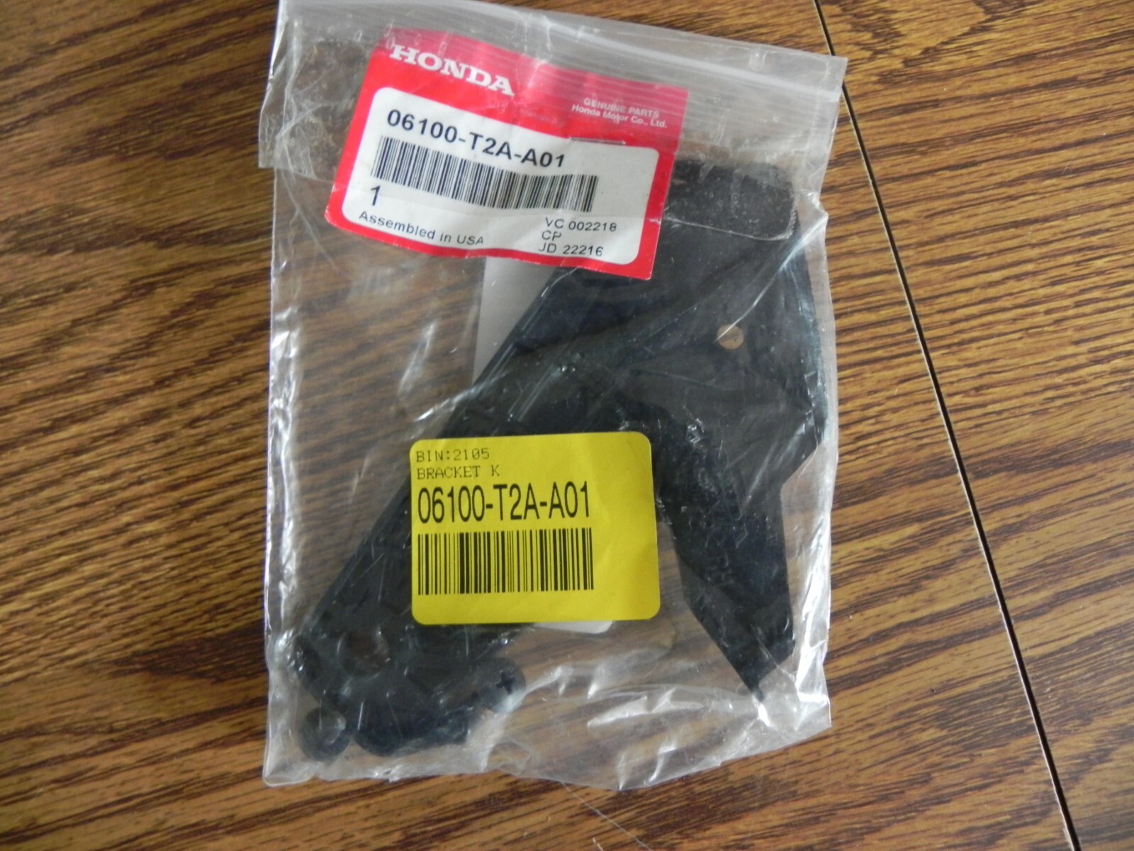 Genuine HOnda Headlight Bracket - Honda (06100-T2A-A01) | eBay