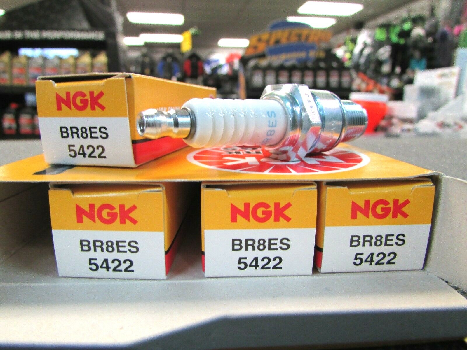 NGK BR8ES - Alternative spark plugs