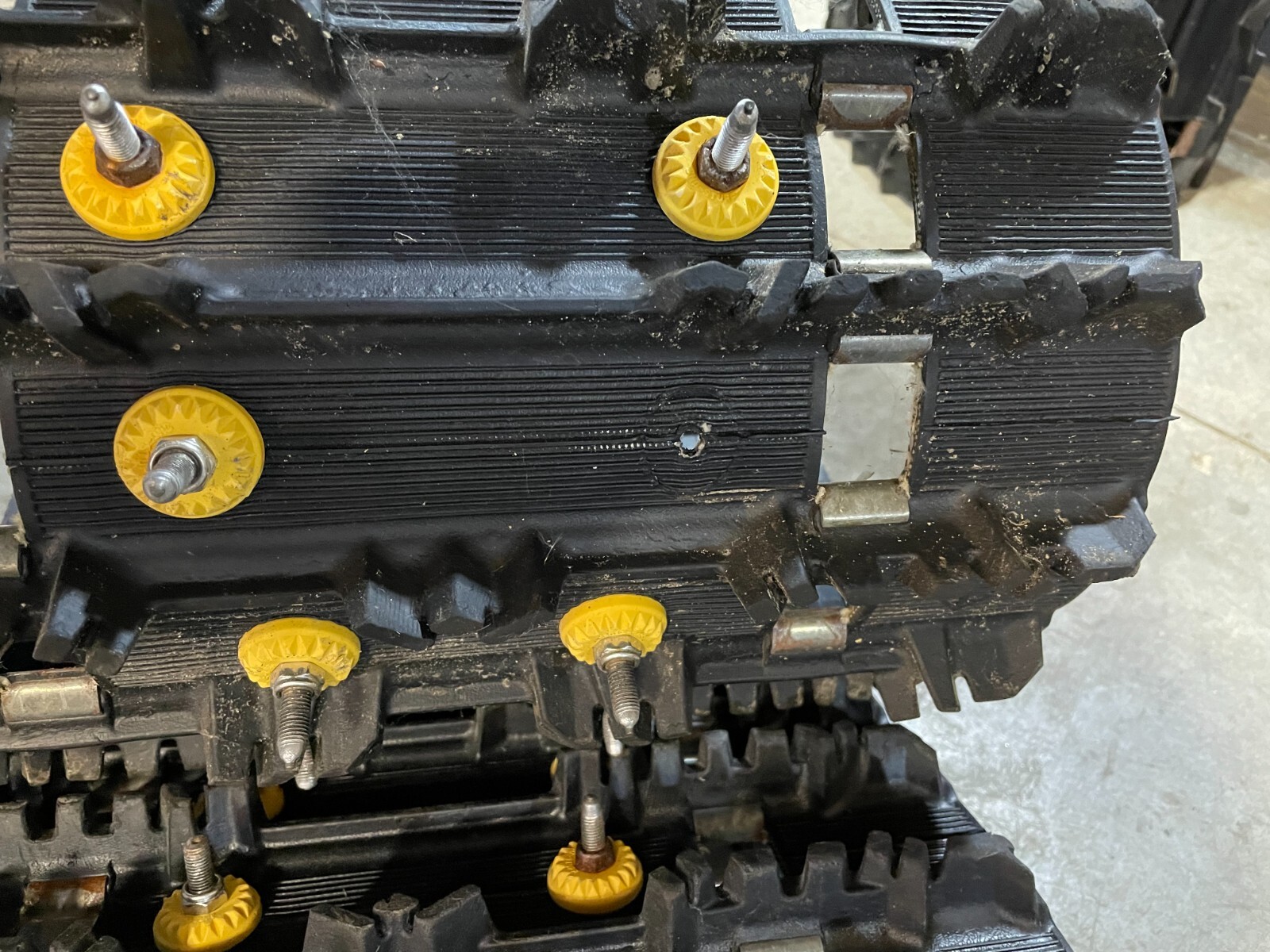 Used Camoplast Snowmobile Track 136 X 16 X 1 .25" Lug, 2.52 Pitch, P/N ...