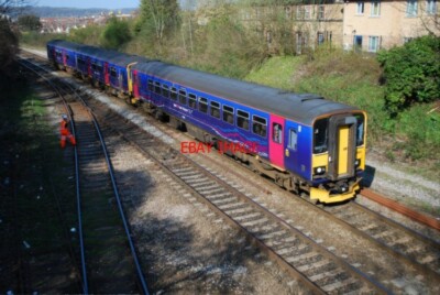 PHOTO CLASS 153 SUPER SPRINTER DIESEL RAILCAR NO 153 305 APPROACHING ...