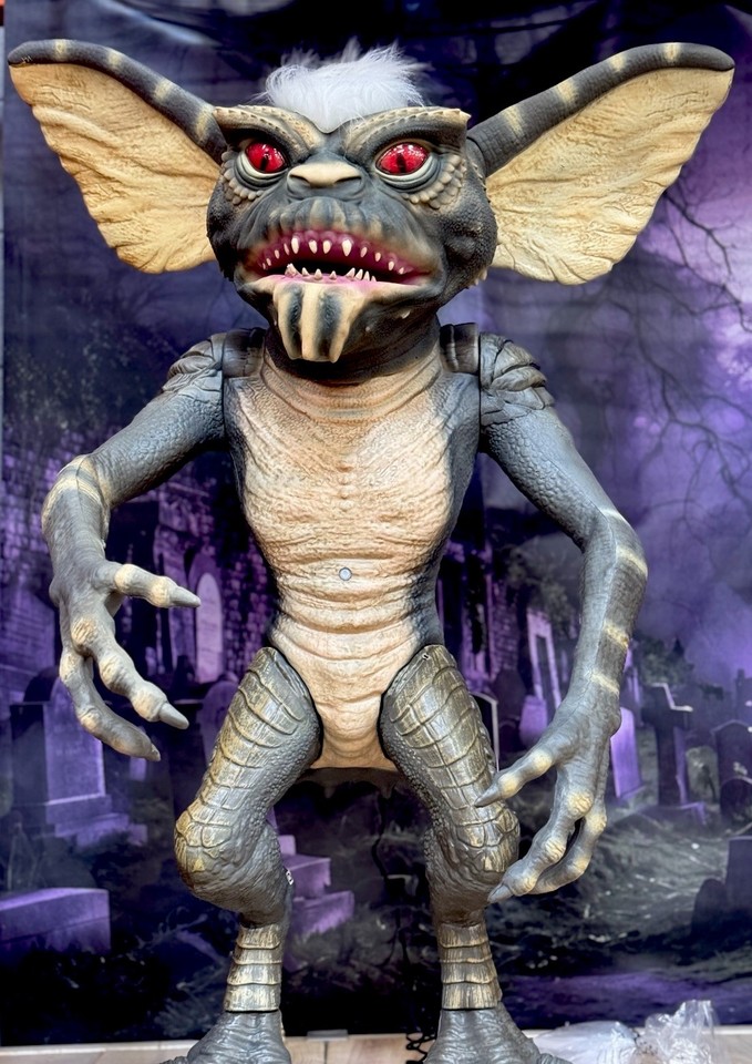 Home Depot 3.5 ft. Animated LED Gremlin Stripe Animatronic H1 IN HAND ...