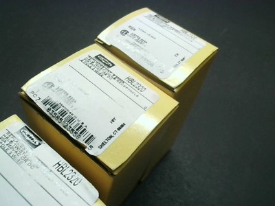 Hubbell HBL2320 Twist Lock Locking Receptacle - New In Box | eBay