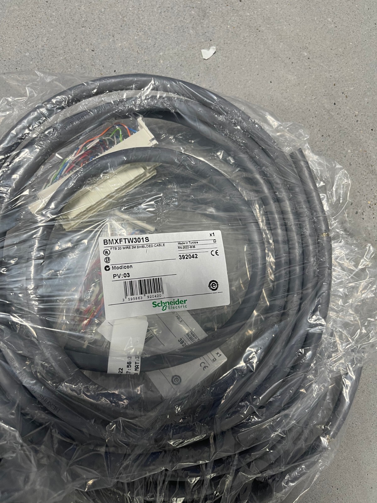 SCHNEIDER BMXFTW301S 392042 FTB 20 Wire 3M Shielded Cable NEW SEALED | eBay